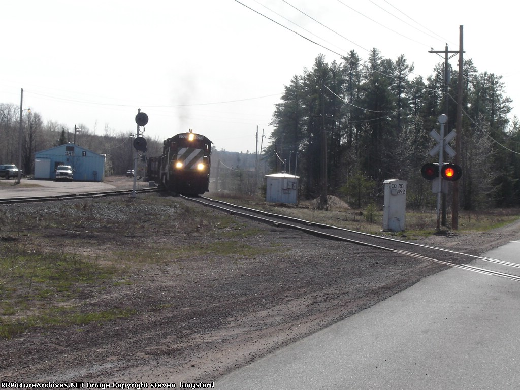 LEAVEING THE EAGLE MILLS YARD